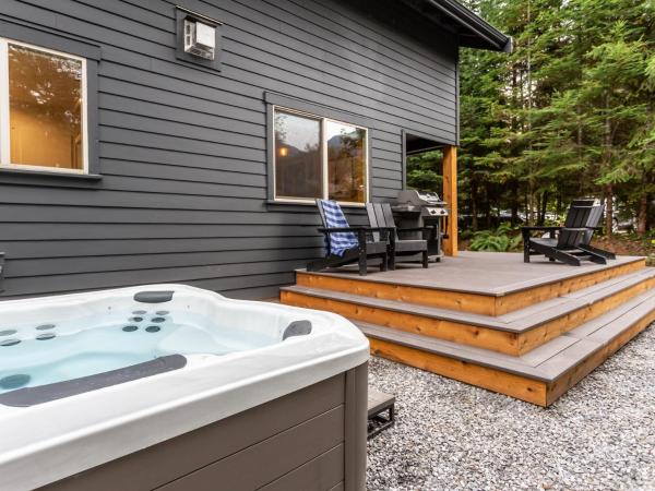 Wandering Rivers Retreat - Glacier, WA