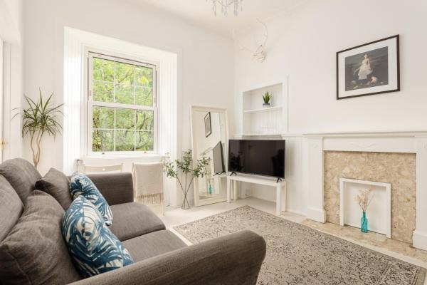 The Tollcross Apartment - Modern & Bright 1br - Edinburgh