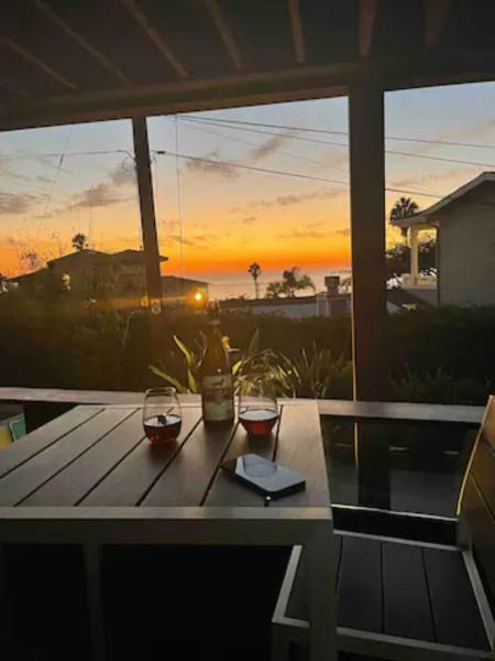 Contemporary Ocean Sunset Views With Firepit Pt Loma Close To Plnu - Point Loma - San Diego
