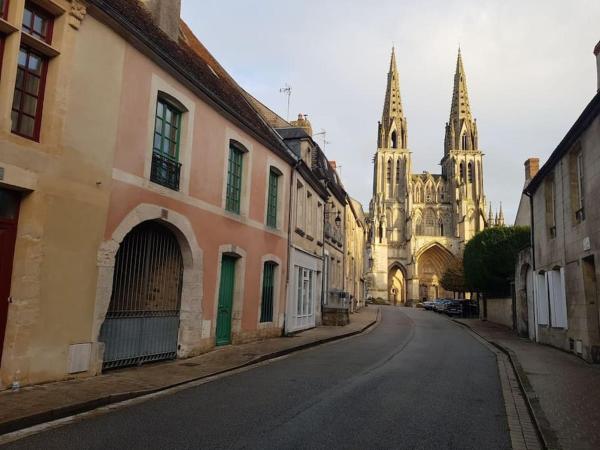 Le Petit Conté - Maison Calme En Centre Ville - Sées