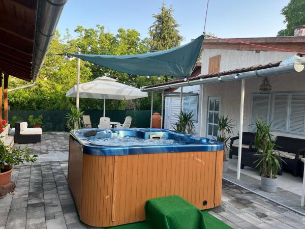 Klara Apartmanház - Hongarije