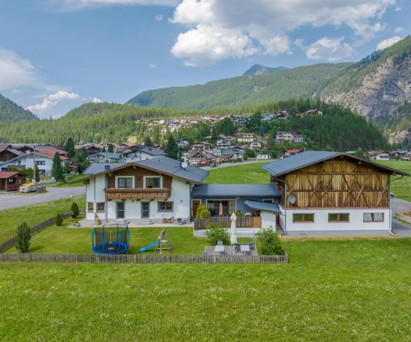 Landhaus ÖTztalblick - Längenfeld Municipality