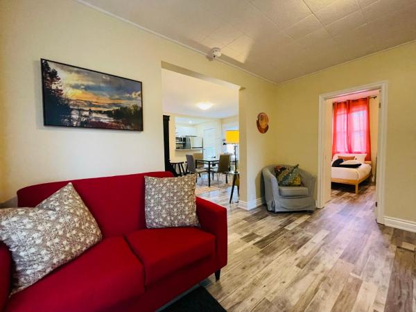 Comfortable And Convenient Apartment In Central Niagara - Youngstown, NY