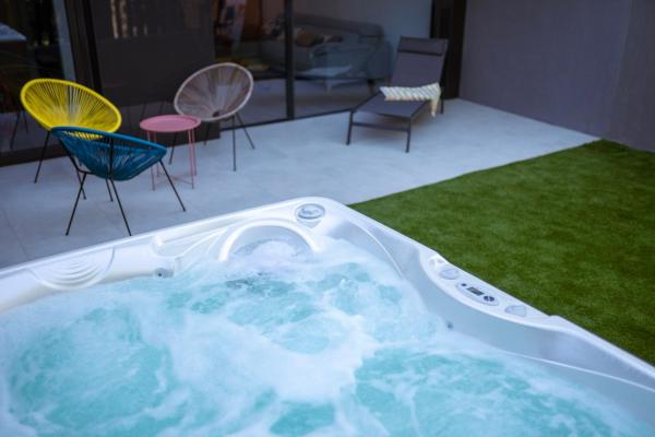 Casa De Nero - Premium House With Jacuzzi Next To Golf Course - Torre del Mar