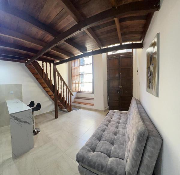 Agradable Casa En Buga Junto A La Basílica - Buga