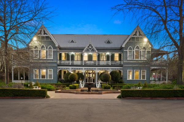 The Convent Hunter Valley Hotel - Hunter Valley