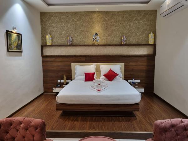 Happys Hotel - Hosur