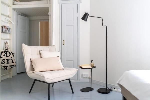 Small Studio With Spacious Bathroom In Ullanlinna - Helsinki