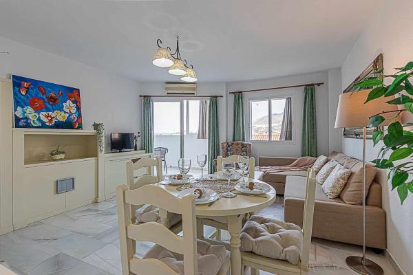 797 Holiday Rentals - Amplio Piso Para 4 En El Centro De Arroyo De La Miel - Benalmádena