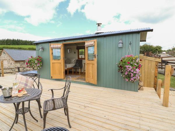 Ivy's Way - Rhayader