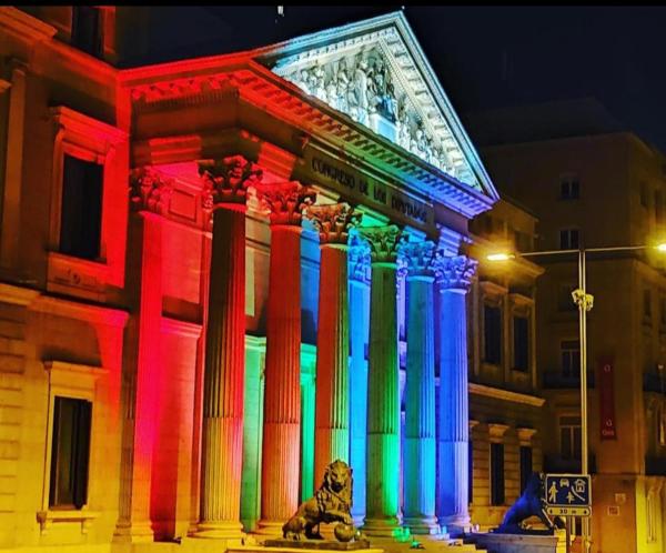 Hab Compartida Masculina - Spain