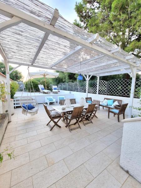Vista Mare Su Tre Piani Con Giardino - Nocera Terinese