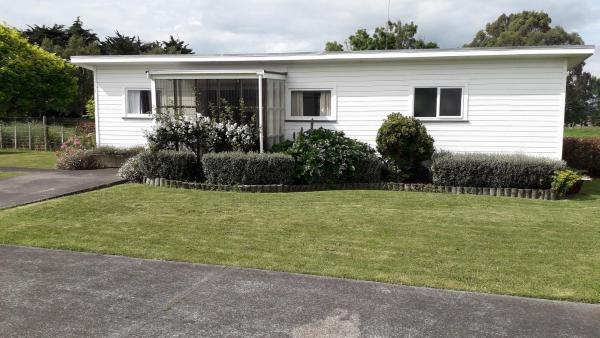 'The Quarters' - Ashhurst