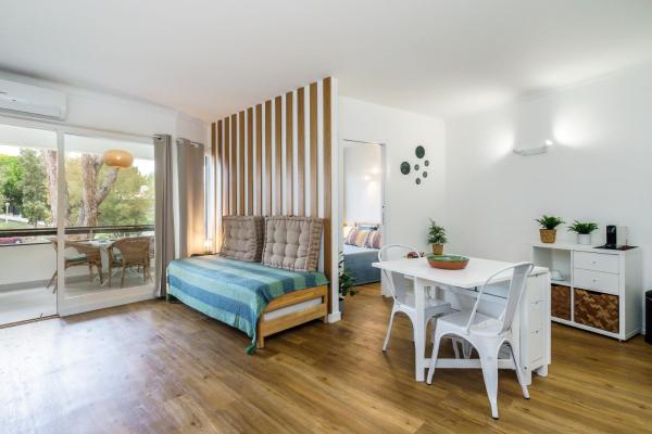 Tennis Golf Mar - Apartamento Renovado Para 4 Com Ac E Piscina - Quarteira