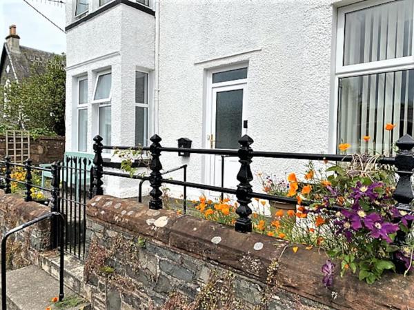 St John's Flat Spacious Accomodation - Ayrshire