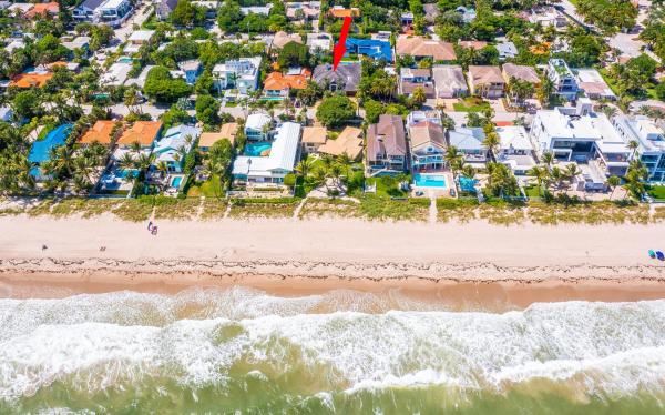 Pack Your Bags For The Atlantic Beach House Where You Can Have It All ! - Broward County, FL