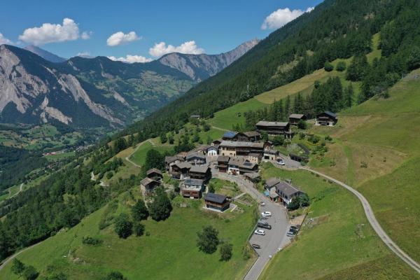 Gite Du Pèlerin-chalet De Montagne Jusqu'à 20 Personnes - Suisse