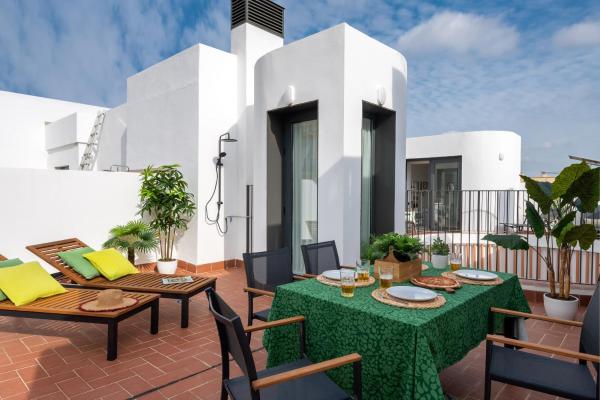 Avanti Clavel, La Terraza Te Conquistará - España