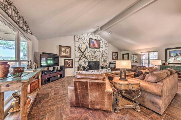 Ruidoso Getaway With Deck, Golf Course Views! - Ruidoso, NM