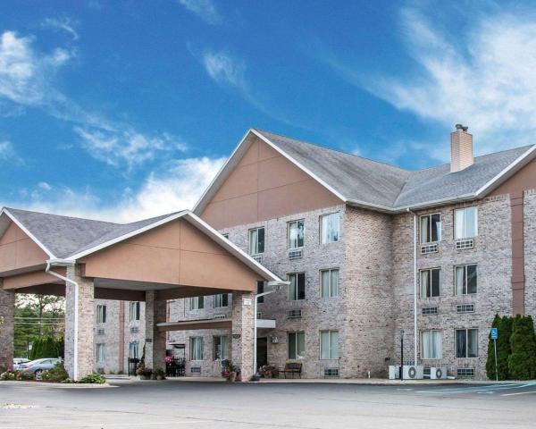 Comfort Inn Whitehall Near Michigan's Adventure - Montague, MI