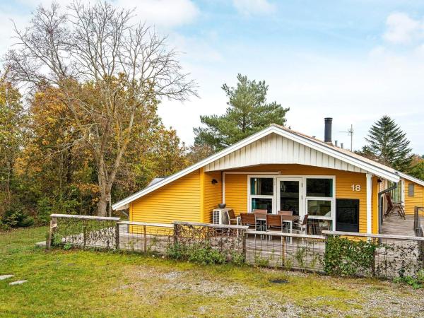 6 Person Holiday Home In Knebel-by Traum - Aarhus