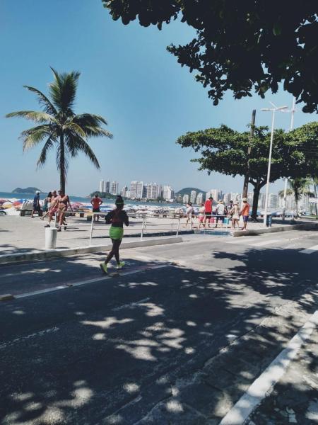Apto 1 Dorm. Guarujá - Pitangueiras - Perto Da Praia - Guarujá