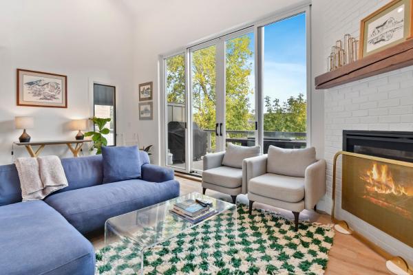 Walk To Skiing And Main Street From Beautiful Old Town Home, Private Hot Tub, Outdoor Firepit - Park City, UT