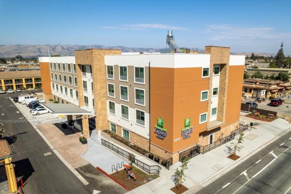 Holiday Inn Express & Suites - San Jose Silicon Valley By Ihg - San Jose, CA