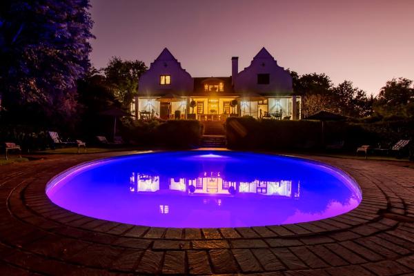 Vredenburg Manor House - Somerset West