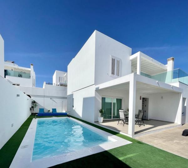 Villa Europa Golf Private Pool & Sea Views - Costa Teguise
