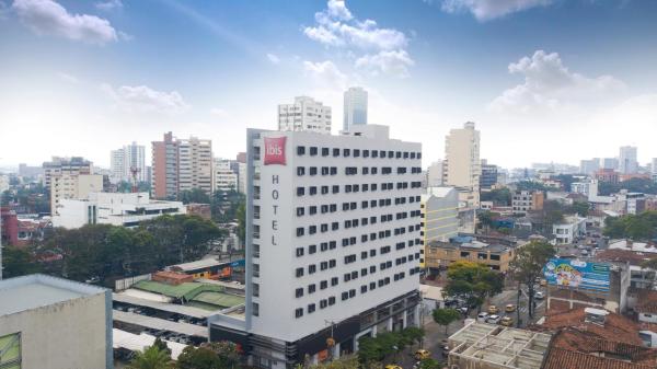 Hotel Ibis Cali Granada - Cali