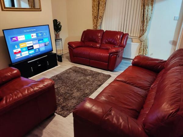 Cheerful 2-bedroom Home With Off Street Parking - Poulton-le-Fylde