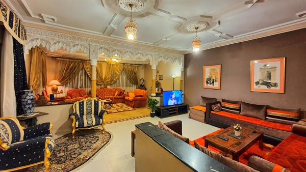 Oranger Family House City Center, Private Large House, Terasse Garden View, Free Parking - Marrakesh