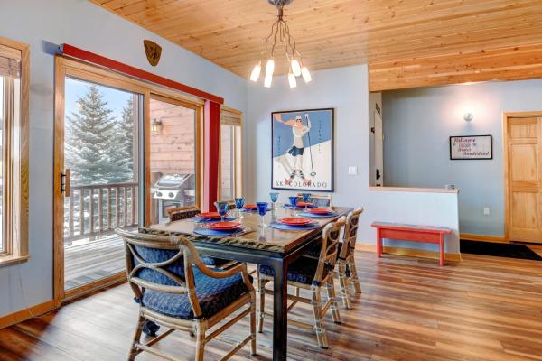 Slopeside Luxury Chalet 113d I Hot Tub I Great Views I Best Price I Free Adventures Daily - Winter Park, CO
