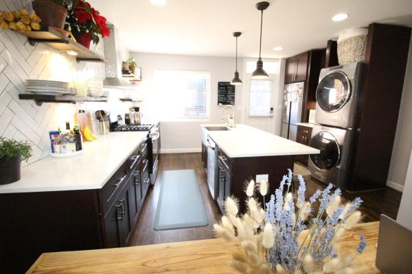 Capitol Hill Adj Home With Free St Parking & Metro Access - Washington, D.C.
