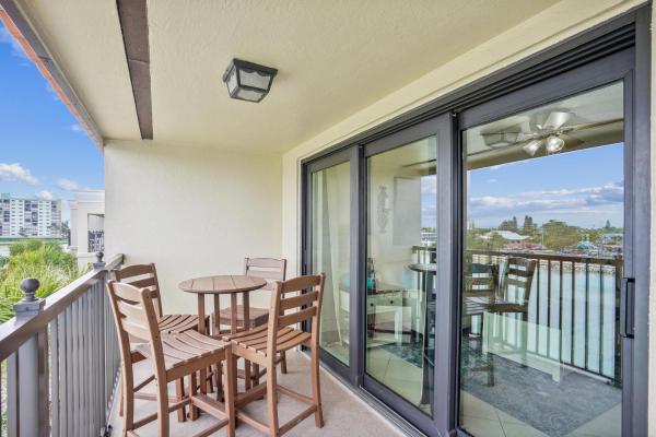 Land's End 3-405 Bay Front - Premier - Treasure Island, FL