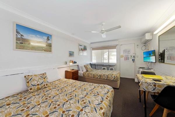 Bundaberg Coral Villa Motor Inn - Oakwood