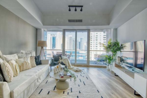 Damac Waves A 155 · Modern 1br With Spectacular Marina Views! - United Arab Emirates