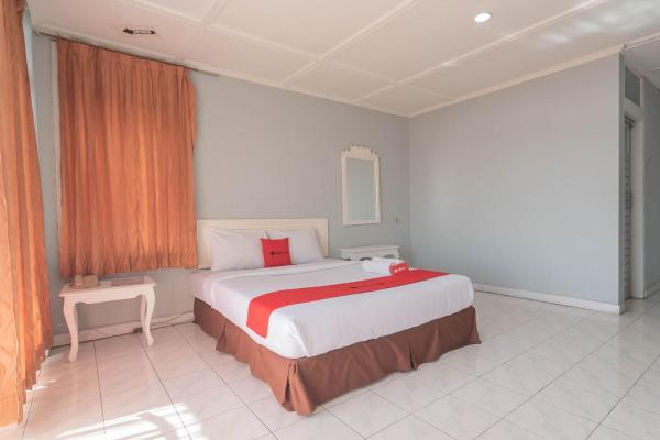 Reddoorz Near Farm House 4 - Bandung