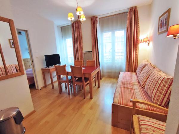 Oo, T2, Centre Luchon, Wifi, Casier à Skis, Ascenseur, 4 Personnes - Bagnères-de-Luchon
