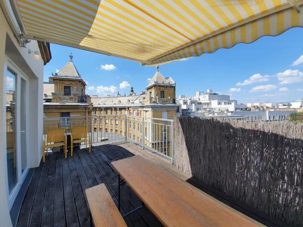 Beauty On The Rooftop With Ac And Rooftop Terrace - Budapest