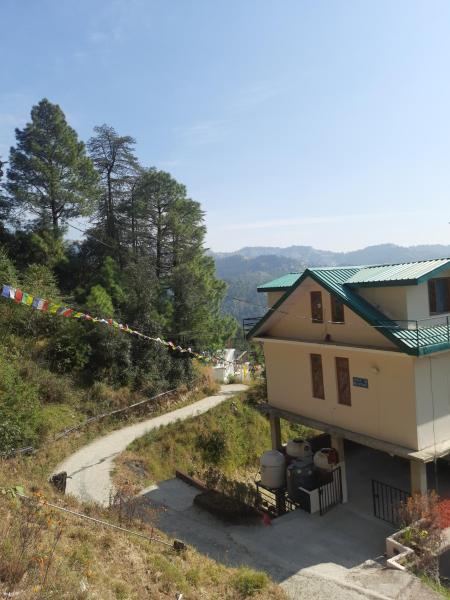 Aagaman Woods Homestay - Shimla