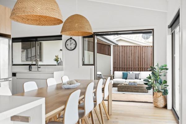 Banksia Beach House - Mollymook