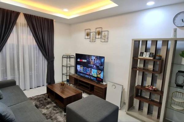 Equine Getaway/65in Tv/netflix/coway/office Setup - Putrajaya