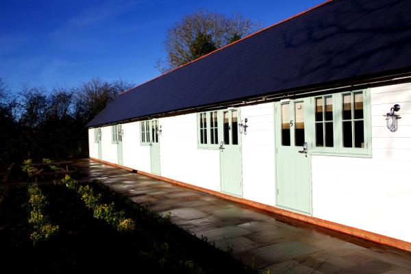 The Bull Inn Lodges - Tenterden