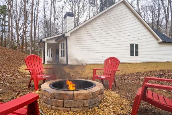 Woods Cabin - Ellijay