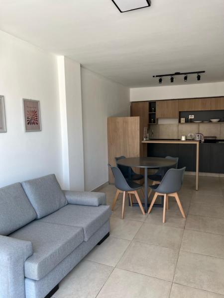 Departamento De 1 Dormitorio - Zona Parque Independencia - Rosario