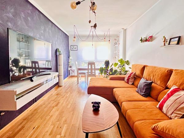 Housingleon- Casa Oliva Con Opción A Garaje - León, España