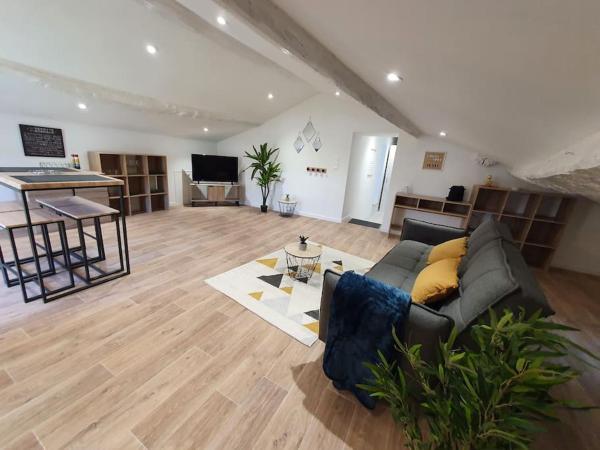 Forez - Appartement Atypique Et Authentique - Andrézieux-Bouthéon