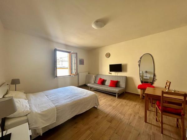 Apartment Nel Centro Della Citta - Pistoia